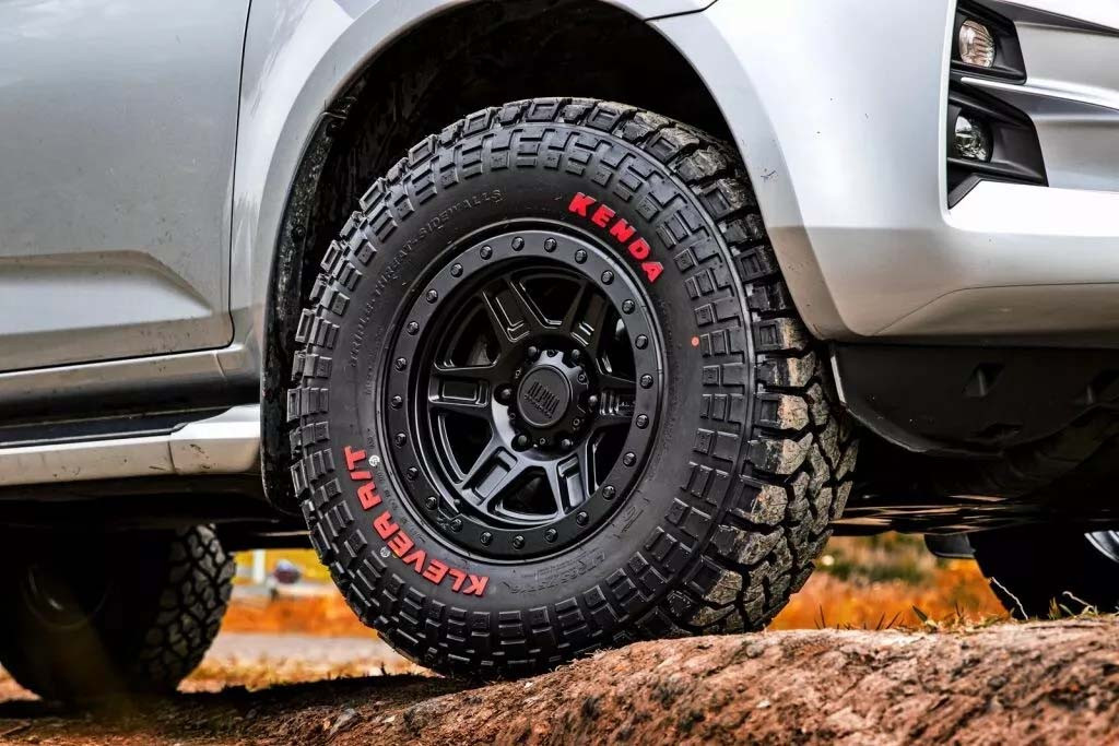 Llanta KENDA Klever R/T KR601 Letra roja 37X12.5R20LT - Virtual Llantas