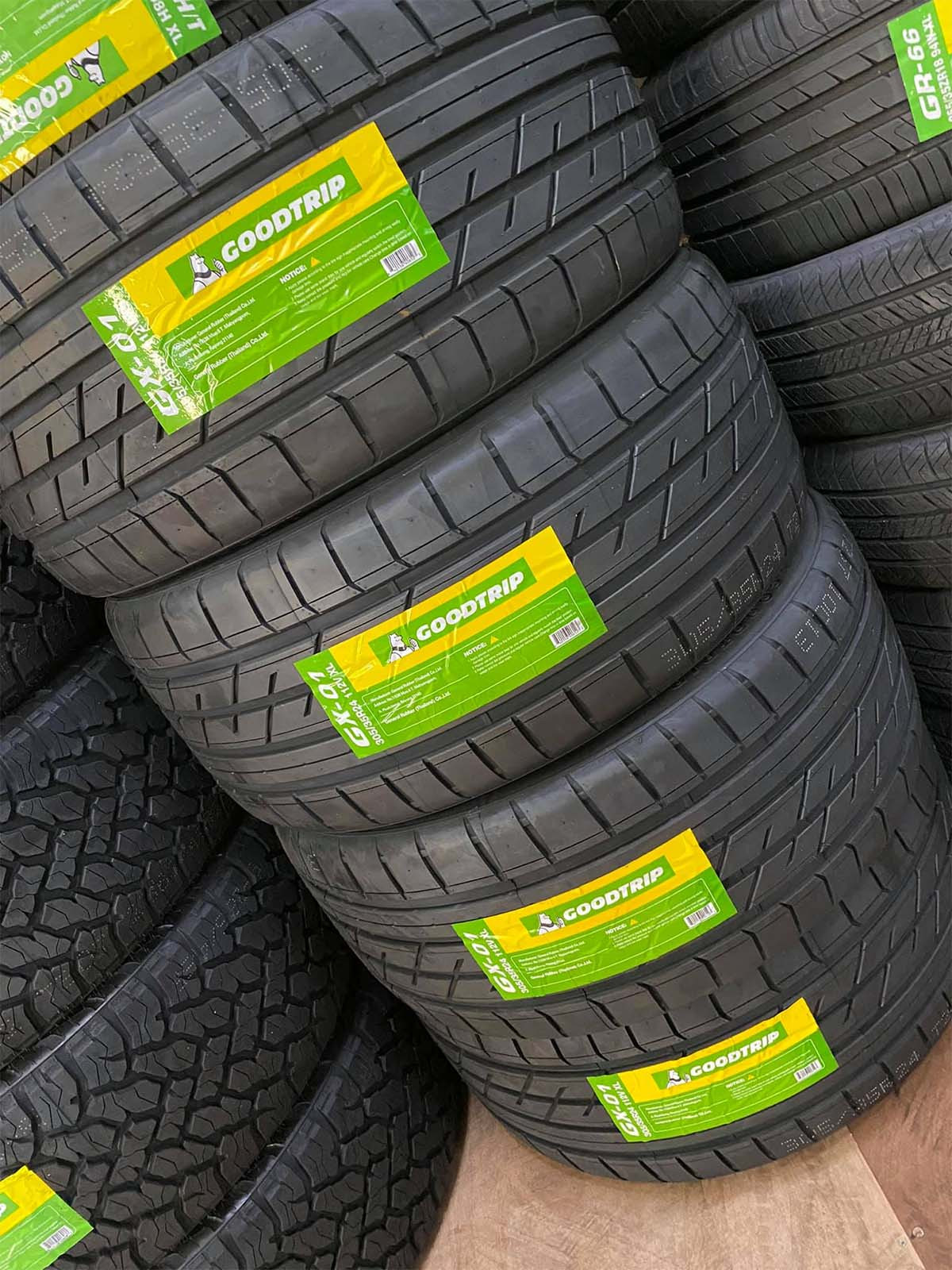 Llanta LANCASTER LX-01 265/35R22 - Virtual Llantas