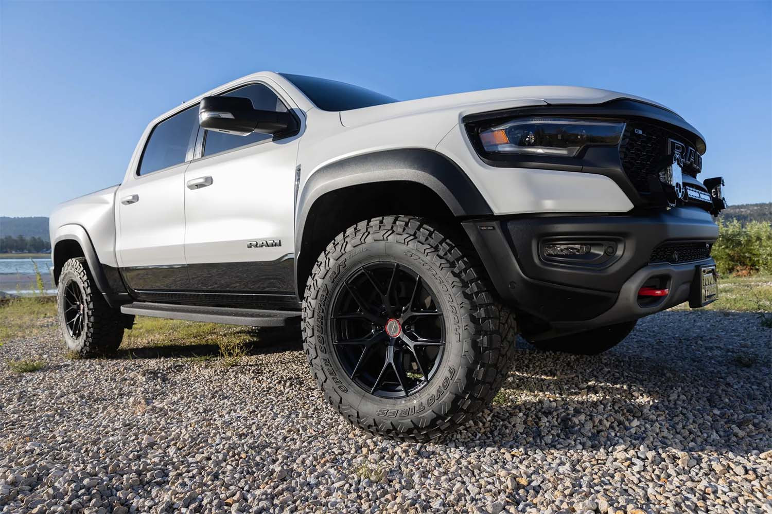 Llanta TOYO Open Country R/T Trail 33X12.5R18LT - Virtual Llantas