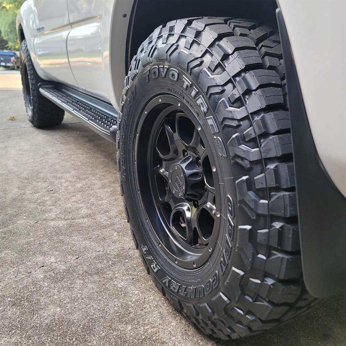 Llanta TOYO Open Country R/T Trail LT275/70R17 - Virtual Llantas