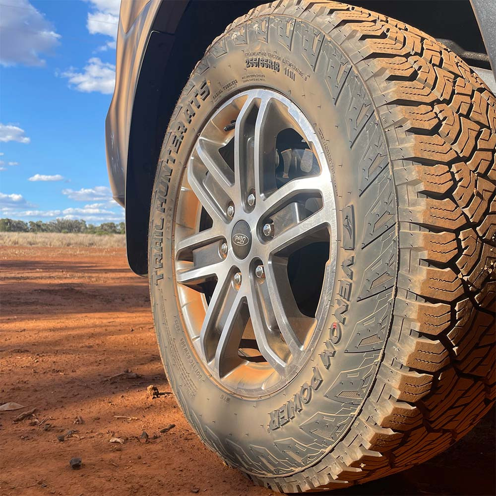 Llanta VENOM Trail Hunter ATS 235/55R19 - Virtual Llantas