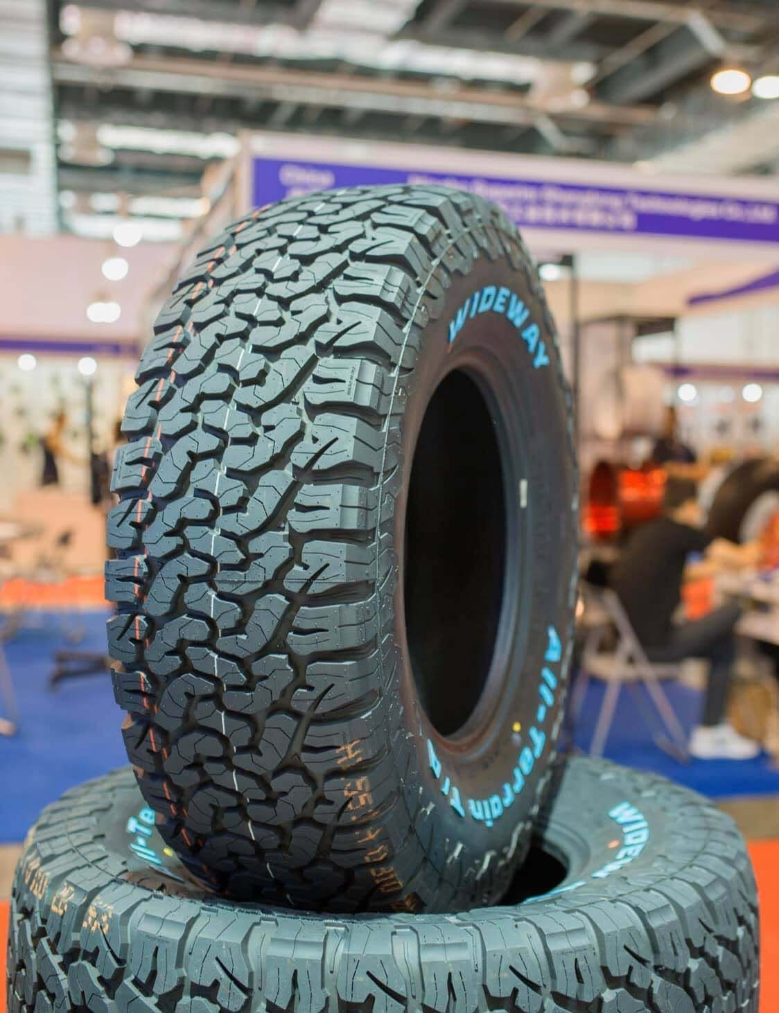 Llanta AVANTE Boss Terrain K9 A/T LT265/70R17 - Virtual Llantas