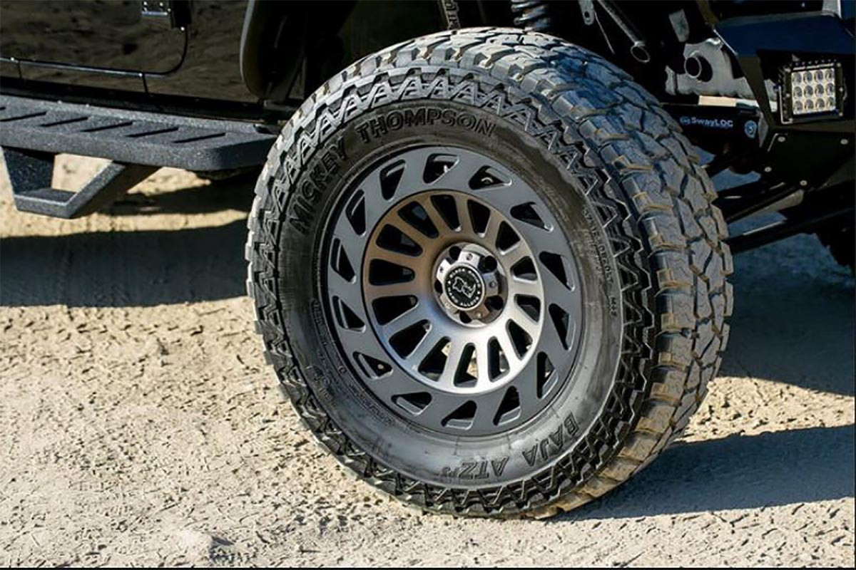 Llanta MICKEY THOMPSON BAJA ATZ P3 lLANTAR 305/55R20 - Virtual Llantas