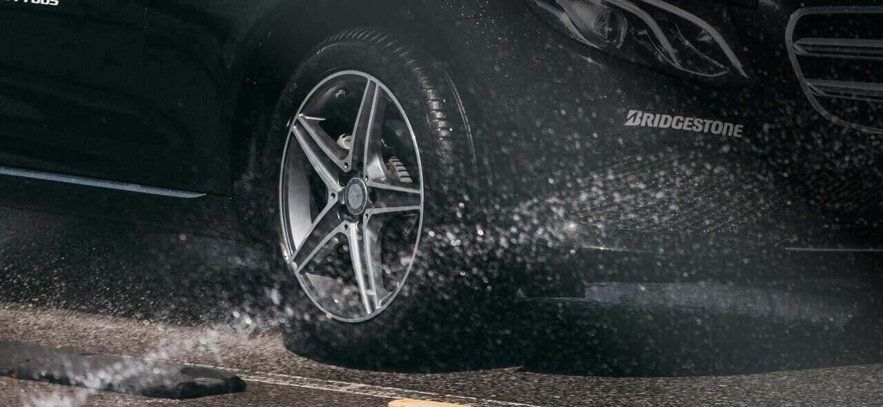 Llanta BRIDGESTONE Turanza ER300 185/70R14 - Virtual Llantas