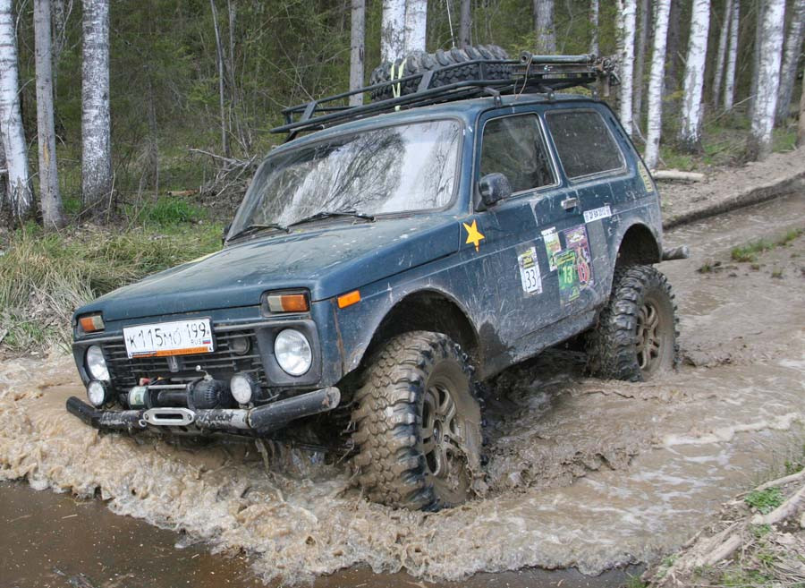 CST Land Dragon C888 31x10.5R15LT 110K