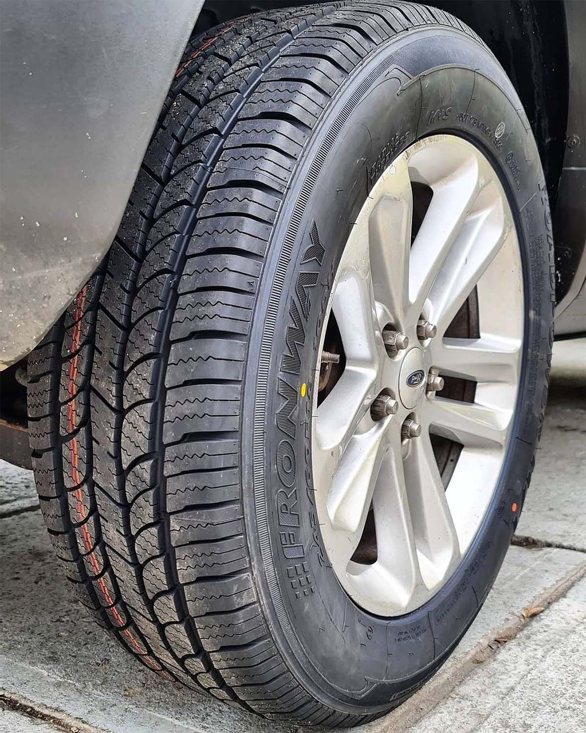 Llanta FRONWAY Roadpower H/T 235/60R17 - Virtual Llantas