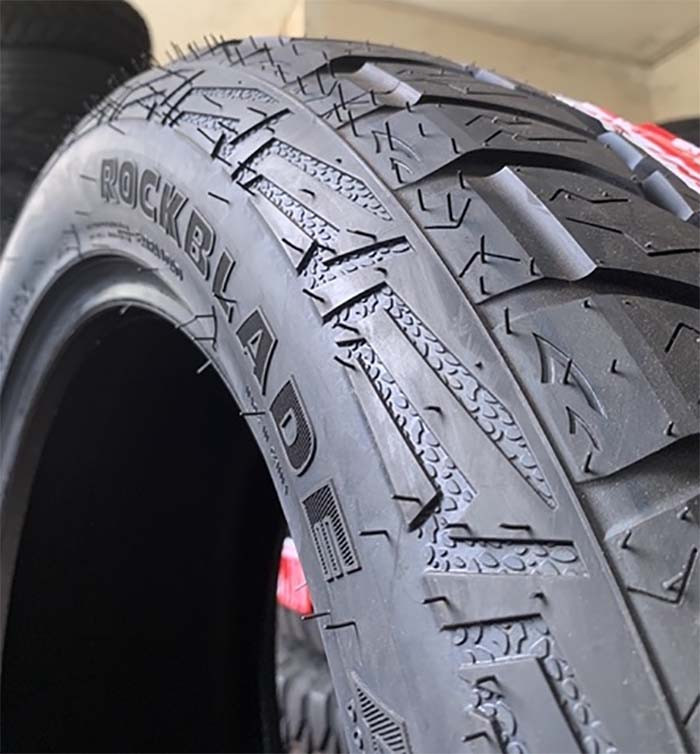 Llanta FRONWAY Rockblade A/T II P245/75R16 - Virtual Llantas