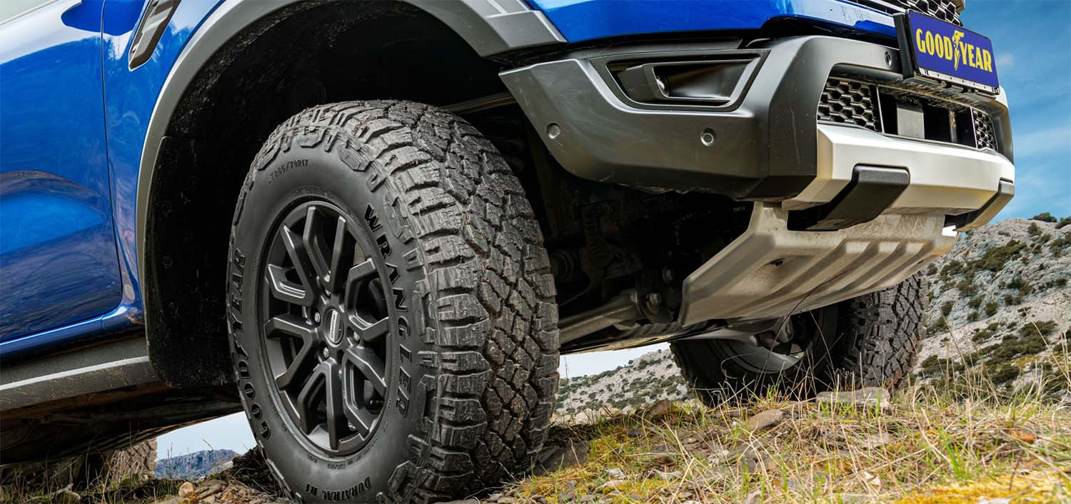 Llanta GOODYEAR Wrangler Duratrac RT LT255/70R16 - Virtual Llantas