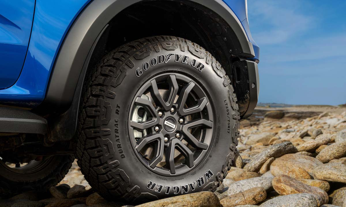 GOODYEAR Wrangler Duratrac 255/55R20 110Q GOODYEAR Wrangler Duratrac 255/55R20 110Q