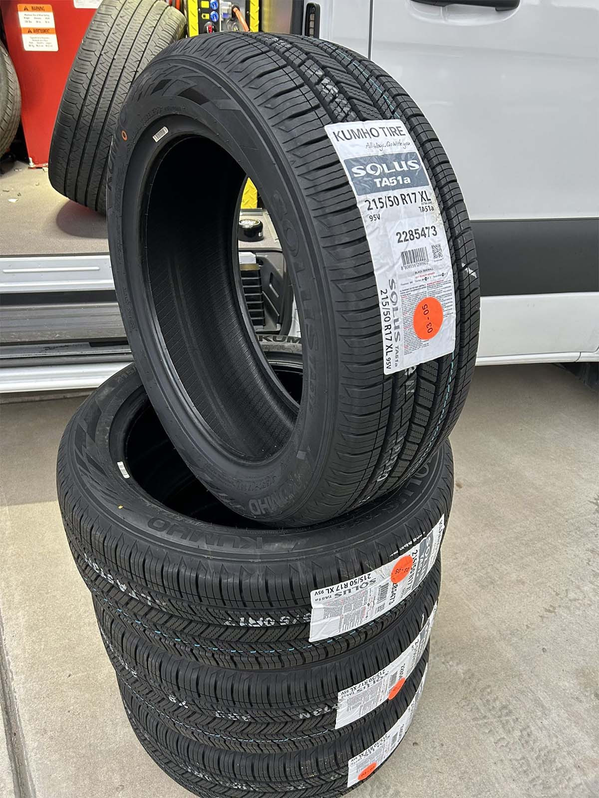 Llanta KUMHO Solus TA51a 205/75R15 - Virtual Llantas