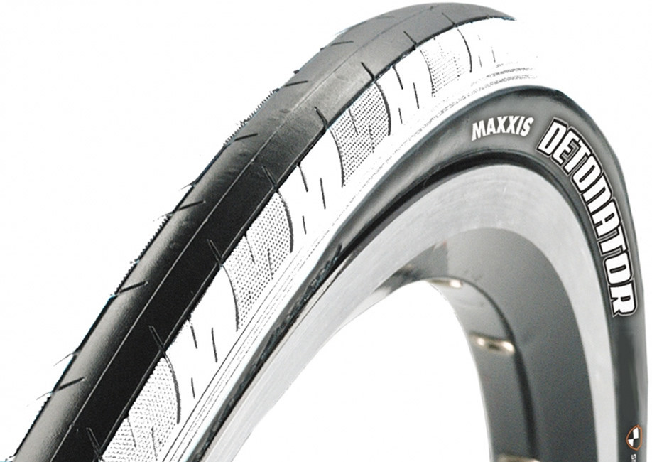 Llanta MAXXIS BIKE Detonator Hybrid M203 Blanca 26X1.25 - Virtual Llantas