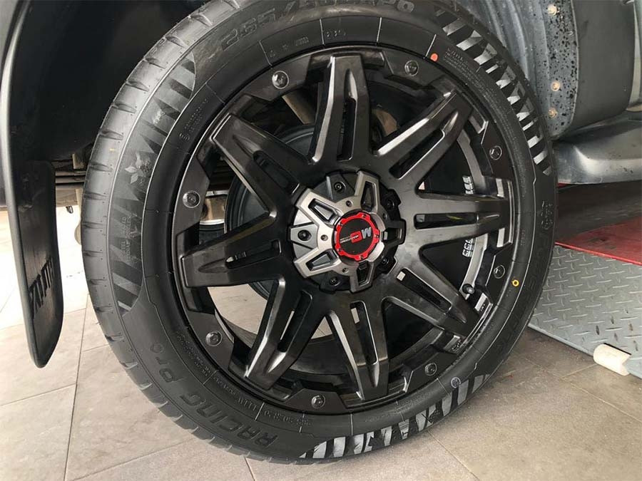 Llanta POWERTRAC Racing Pro 235/50R19 - Virtual Llantas