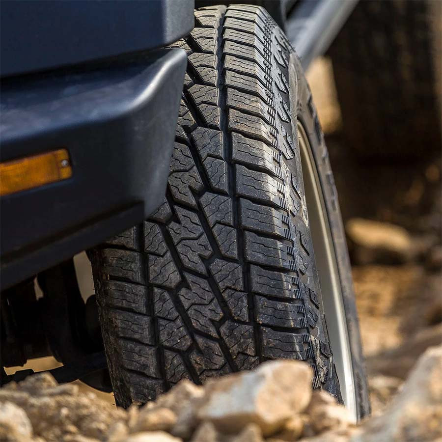 Llanta ZETA Zivaro A/T LT265/60R20 - Virtual Llantas