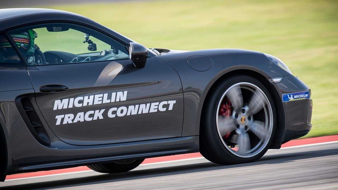 Llanta MICHELIN Pilot Sport Cup 2R Connect 315/30ZR21 - Virtual Llantas